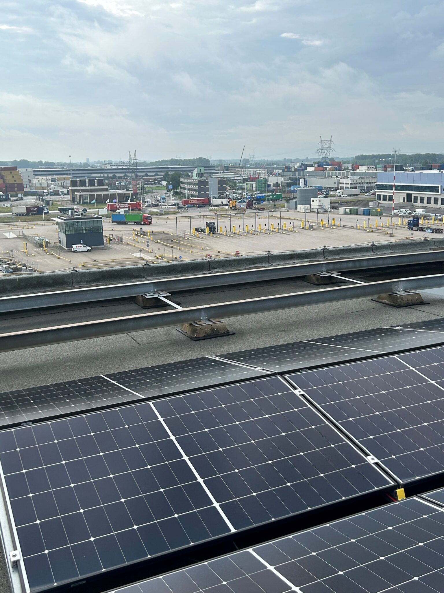 Sustainable Energy Update - Solar Powered Shore Connection and Gate ...
